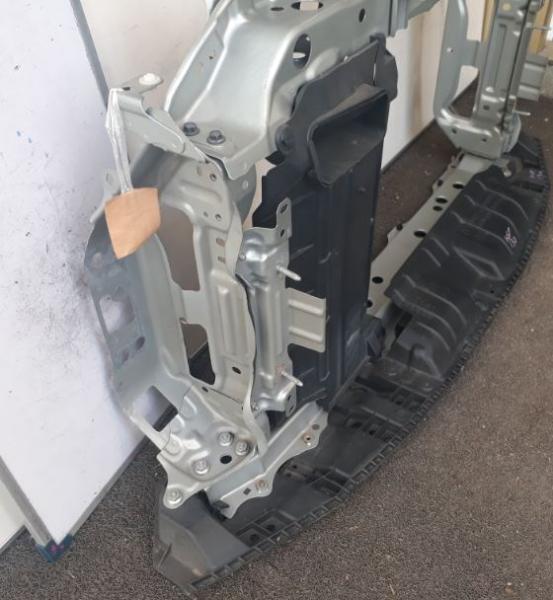 Toyota Vitz KSP130 U Panel With Bonnet Lock & Bumper Guard | Kuruma