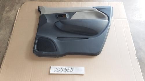 Suzuki Wagon R MH44S front RHS Door Upholstery | Kuruma