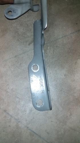 Suzuki Wagon R MH44S Bonnet Hinges RHS | Kuruma