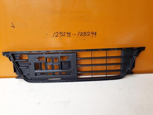 Suzuki Wagon R MH55S Stingray Lower Grill | Kuruma