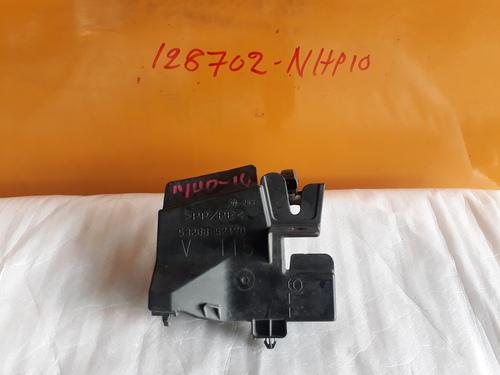 Aqua NHP10 Plastic item | Kuruma