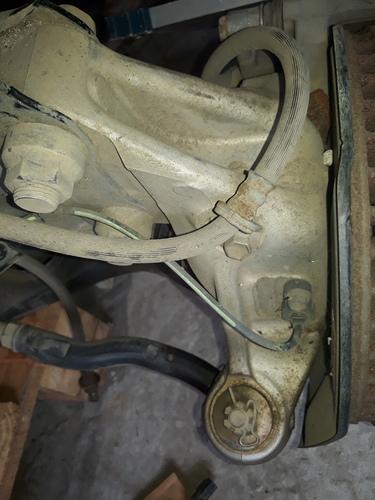 Toyota Prius NHW20 Hub RHS | Kuruma