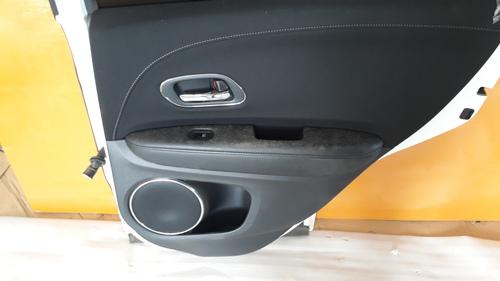 Honda Vezel RU3 Rear Door RHS | Kuruma