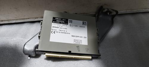 Toyota Aqua NHP10 Smart Key Computer Box | Kuruma