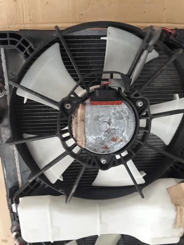 Honda Fit GP1 Radiator Complete | Kuruma