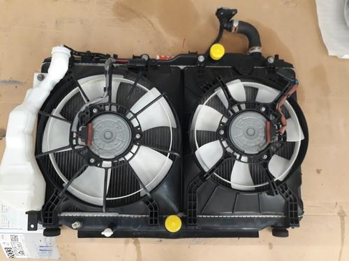 Honda Vezel RU3 Radiator Complete | Kuruma